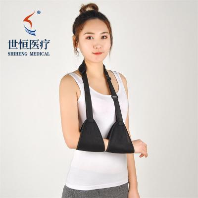 China Triangle Arm slings shoulder immobilizer for Broken Wrist Elbow two color for sale