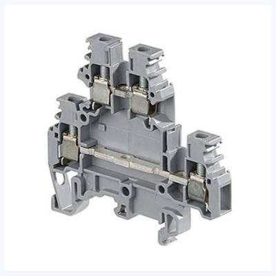 中国 ブラックシールドキャット5RJ45IC接続器 エーサネット・トゥー・ホール・ターミネーション - 8位置 販売のため