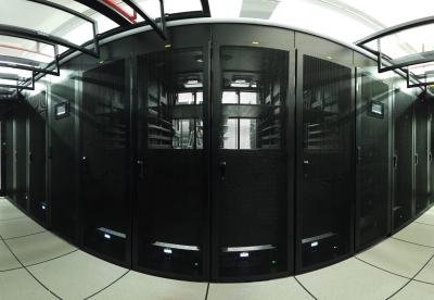 Cina La centrale elettrica ininterrotta modularizzata di 300 KVA, conversione online di 300 chilowatt una doppia aumenta il sistema in vendita