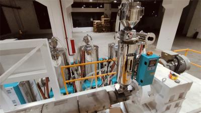中国 Stainless Steel Hopper Desiccant Dryers For Plastics Temperature Control Range 50C-180C 販売のため