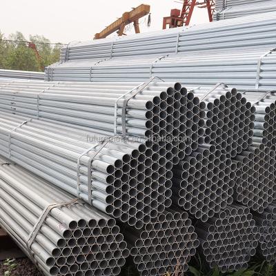 Cina Servizio di taglio tubi di acciaio quadrati / rettangolari galvanizzati saldati tubi di carbonio in vendita