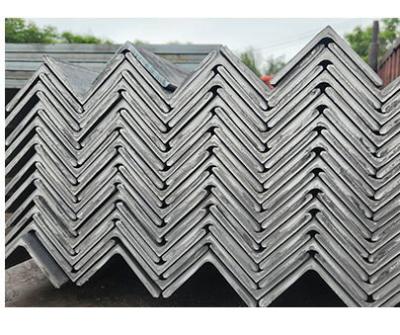 Chine 20*20-200*200mm acier d'angle pour la structure d'ingénierie à vendre