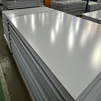 Chine Peinture PE enduite en acier revêtu de couleur pour une protection et une durabilité durables à vendre