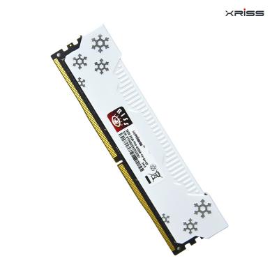 China DDR4 8GB 16GB 32GB 3200MHz 3600MHz Desktop PC Ram Memory 284 Pin 1.35v for sale