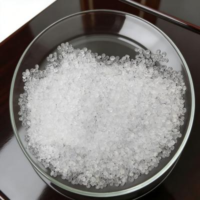 China Z30S Zhongjing PP Plastic Granules Fabric Grade for Spunbonded  Nonwoven for sale