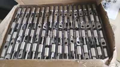 China Montaje del rodillo del chasis de automóvil, piezas que trabajan a máquina modificadas para requisitos particulares del CNC con toda clase de finales en venta