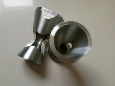 China Chasis del vehículo que procesa el montaje del rodillo, piezas que trabajan a máquina modificadas para requisitos particulares de la precisión del CNC con toda clase de finales en venta