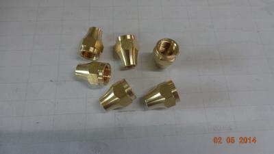 China Procesando aduana toda clase de instalación de tuberías, CODO, CNC que trabaja a máquina, colocación de cobre amarillo, hecha en fabricante del profesional de China en venta