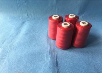 China Maagdelijke Industriële Naaiende Draad die voor Doek, Douanepolyester Gesponnen Garen wordt gerecycleerd Te koop