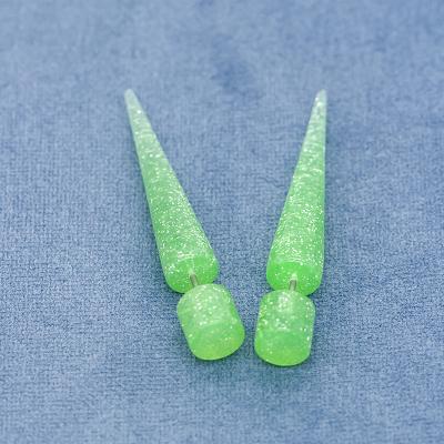 中国 18G 6mmの緑の螺線形の耳の先を細くすることはアクリルの先を細くすること伸張のためのぴかぴか光る 販売のため