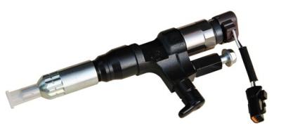China injector  23670-E0320 for shanghai Hino engin j05, j08E, P11C for sale