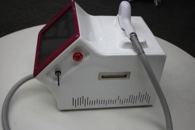 China 808nm diode laser hair removal machine with high 1800W energy and obvious effect for sale