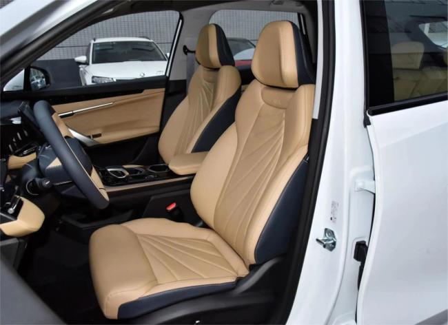 2024 Geely Boyue L Fwd 1.5t 2.0t 7DCT Compact 5-Seater SUV Gasoline Vehicle with a Maximum Speed of 215km Geely Boyue