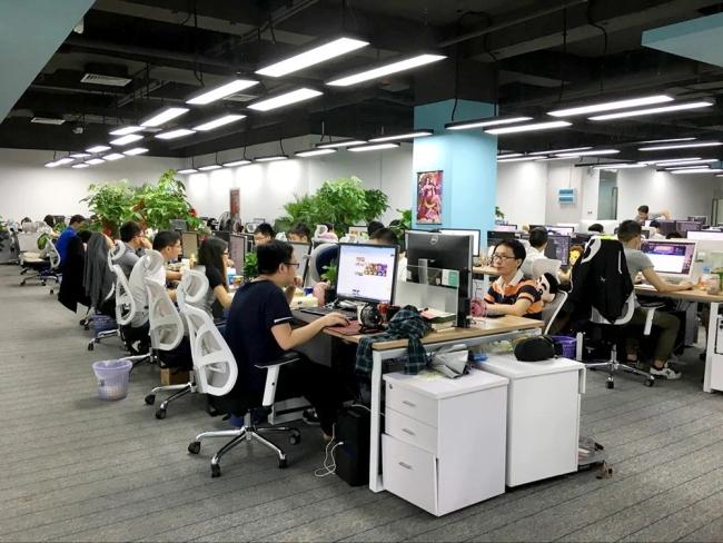 Geelyboyue 2023 Boyue Cool 1.5t Smart Model Green 1.5t China Geely Compact SUV, Hybrid Electric Vehicle