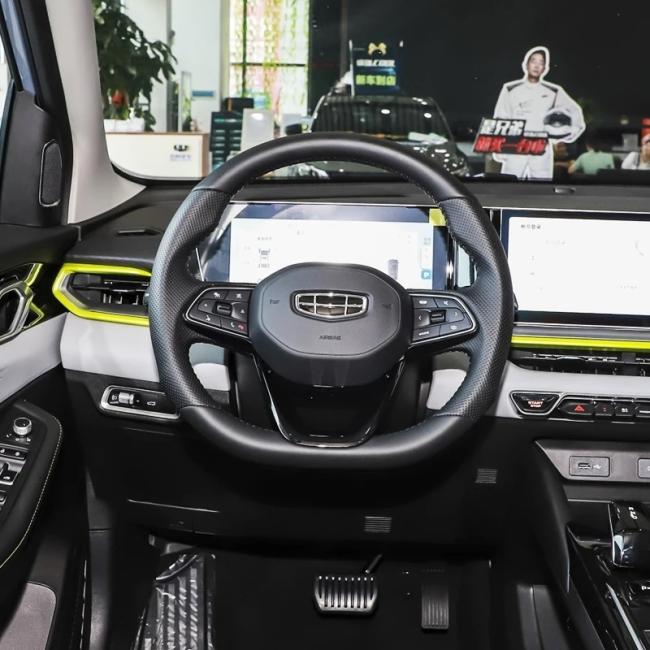  Geely Cars 5 Seats Cheap 2023 Geely Binyue Phev SUV New Energy Car Gili Binyue Left Hand