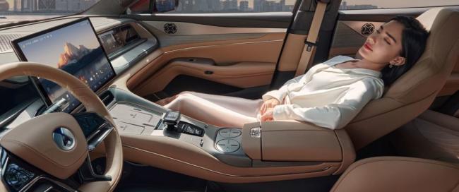 Intelligent Luxury Hunt Denza N7 2023 Long Range Performance Max Version Electric Car