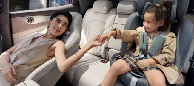Intelligent Luxury Hunt Denza N7 2023 Long Range Performance Max Version Electric Car