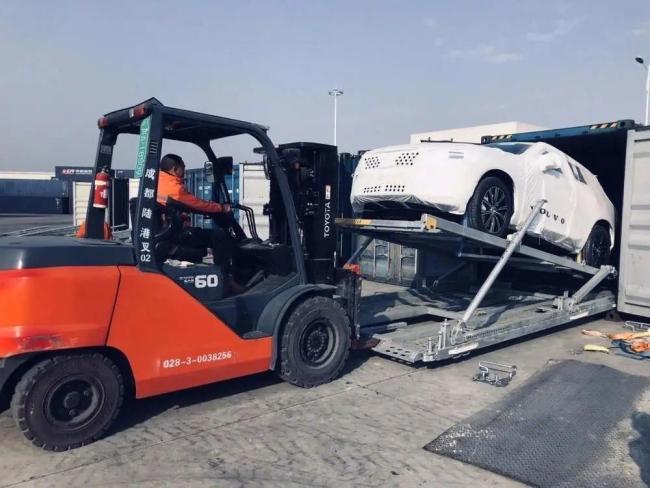 Chinese Brand Denza N7 Fast Speed Long Range Pure Electric New Energy SUV Vehicle