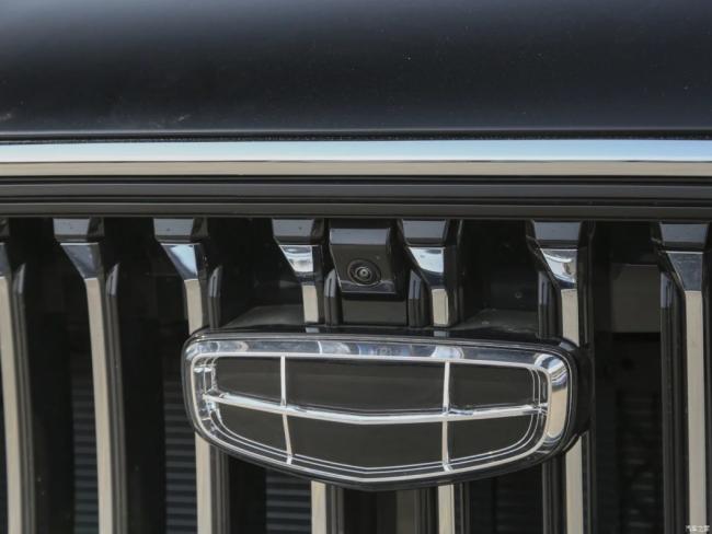 2024 New Version Geely Xingyue L 2.0t Hi-P 4WD Large SUV Geely Monjaro Gasoline Car Geely Coolray