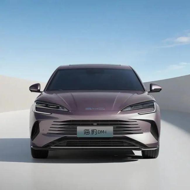for Byd Seal 06 Dm-I 2024 Dm-I 120km Honor Type Plug-in Hybrid Electric Car New Energy Vehicle
