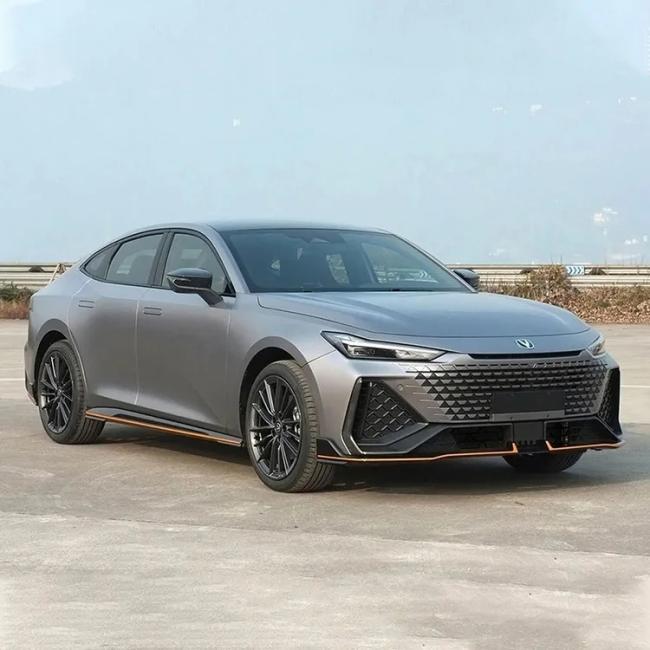 Chang&prime;an Uni-V 2023 Model Idd 1.5t 113km Plug-in Hybrid New Energy Cars