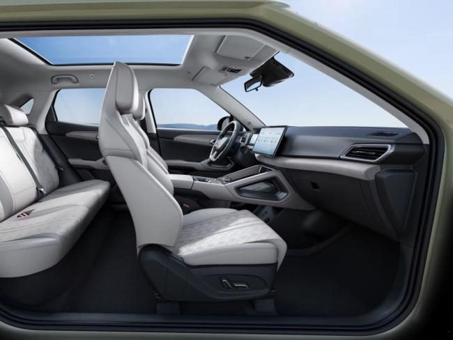 New Byd Yuan up 2024 Electric Car 401 Top Version Electric Cars