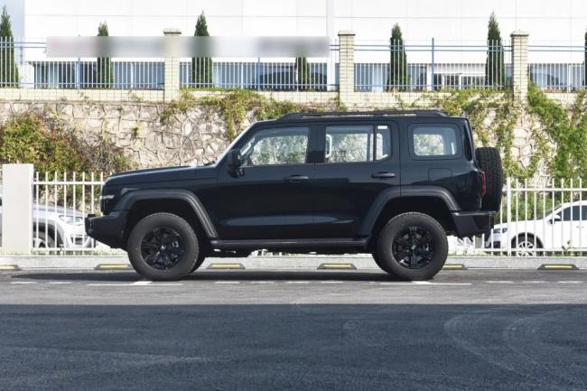  Stock New Tank 300 2024 Crossover SUV 2.0t Traverser Challenger Conqueror Petrol Car