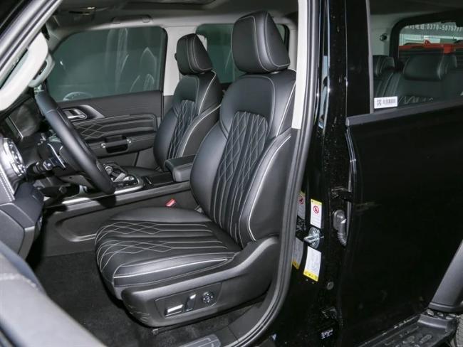 Great Wall 2024 2.0t Gw Tank 300 Conqueror Four Drive Vehicle Compact off-Road Vehicle 5 Seats