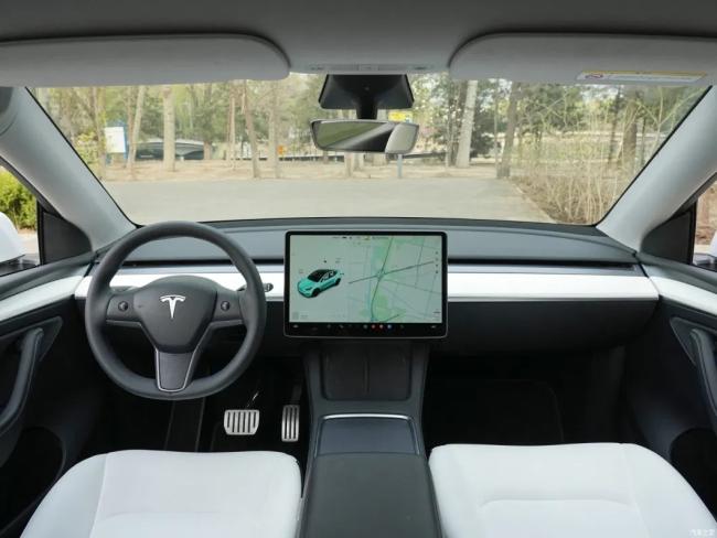  Tesla Model Y Stock Electric Car Battery Car Model Y Electric Vehicle Car with Big Discount Electrical Car From China