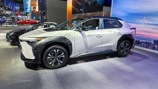  Toyota New Energy Vehicles Bz4X-Mode 2WD PRO Black Elite Joy Excecutive 2022 Electric EV Car SUV for Bz4X