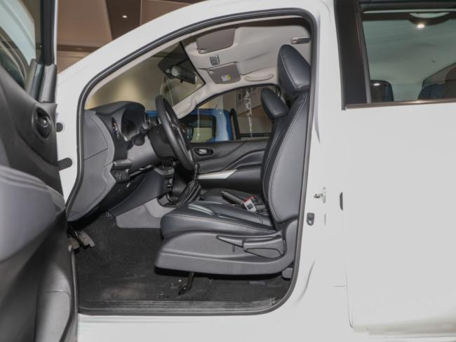 Luxury Dongfeng Rich 6 2WD/4WD Double Row Cabin Pickup Truck for Sale
