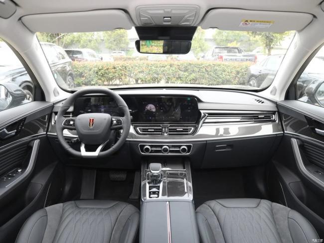 Hot Sale Hongqi HS5 PRO Chinese Cars Petrol Vehicle SUV 2WD New Car 2.0t 5