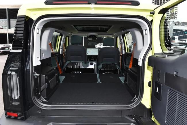 Chery Jietu Traveler 2023 Crossing PRO Awd 2.0t 254PS L4 5doors 5 Seats SUV Rear Diff Lock in Stock