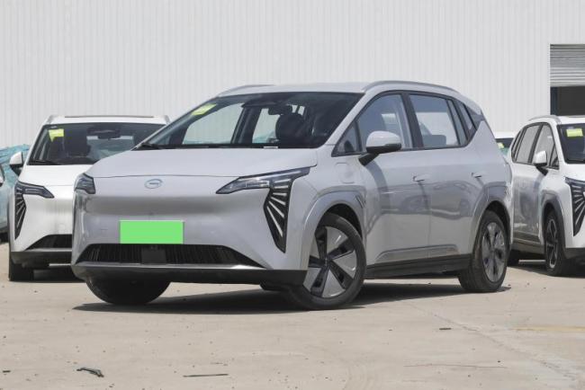 2023 Smart Ternary Lithium High Speed Electric Vehicle New Energy High Quality Electric Car Aion Y Plus