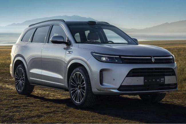 New Aito M7 Extended-Range Hybrid Electric Car 1.5t Awd Max Version 2024