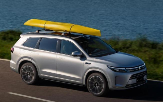 Aito M7 Huawei Harmony Ads Autopilot Medium Large SUV Extended Range EV 6-Seat Max Driving Range 1300km Acceleration 4.8s