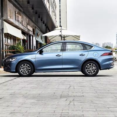 Cina Veicolo energetico Byd Qin Plus Dm-I 2024 combustibile ibrido e batteria al litio avanzata in vendita