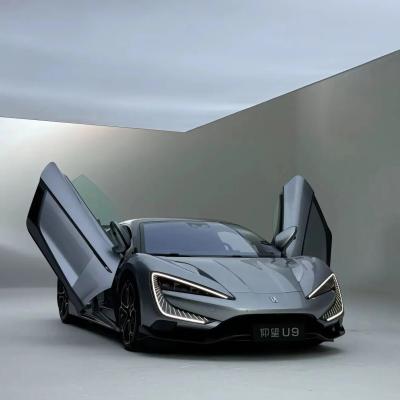 Cina BYD U9 2024 Electric Sports Car Due porte Due sedili Frontale Disco Posteriore Disco Sistema di freno in vendita
