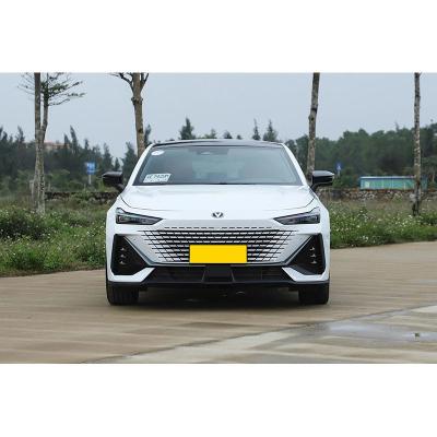 Cina Changan Uni-V 2022 2023 Phev Veicolo commerciale 1.5t 2.0t Coupé Idd Plug-in Energy Car in vendita