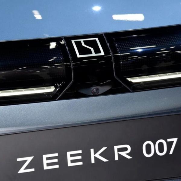 Quality Electric Energy Type 2024 Geely Zeekr 007 Luxury Sedan Rwd Awd Car with 210km/H Speed for sale