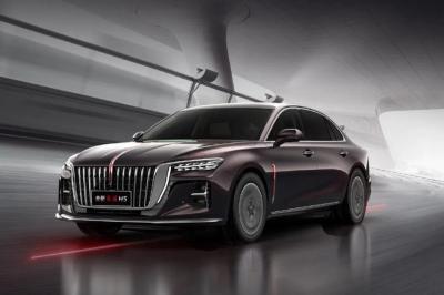 Cina Capacità del serbatoio di carburante 50-80L Hongqi H5 FWD 1.5t 169HP 5 posti MID-Size Sedan Fuel Vehicle in vendita