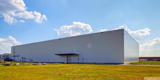 Steel structure warehouse interior