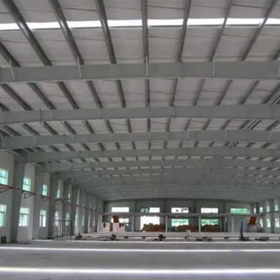 China Eco-Friendly Steel Structure Building with 50 Years Service Life and Roller Shut Door for sale