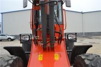 China Multi Function Telescopic Wheel Loader 4WD Telescopic Forklift Truck 2.5t for sale