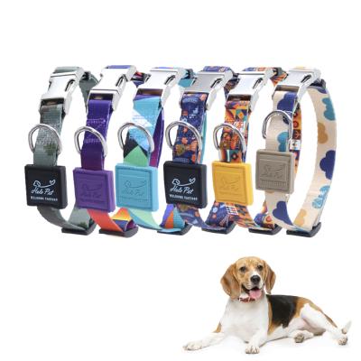 China Colarinho de Nylon para animais de estimação com fivela de metal     Durável, ajustável, ideal para todos os animais de estimação à venda