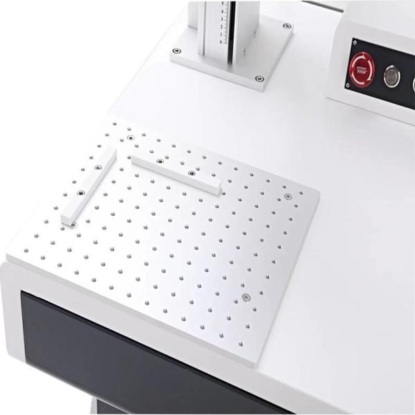 50w 20w 30w Fiber Laser Marking Machine For Metal Cabinet