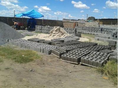 China Manual Operated QTM4-40 Concrete Block Machine for sale