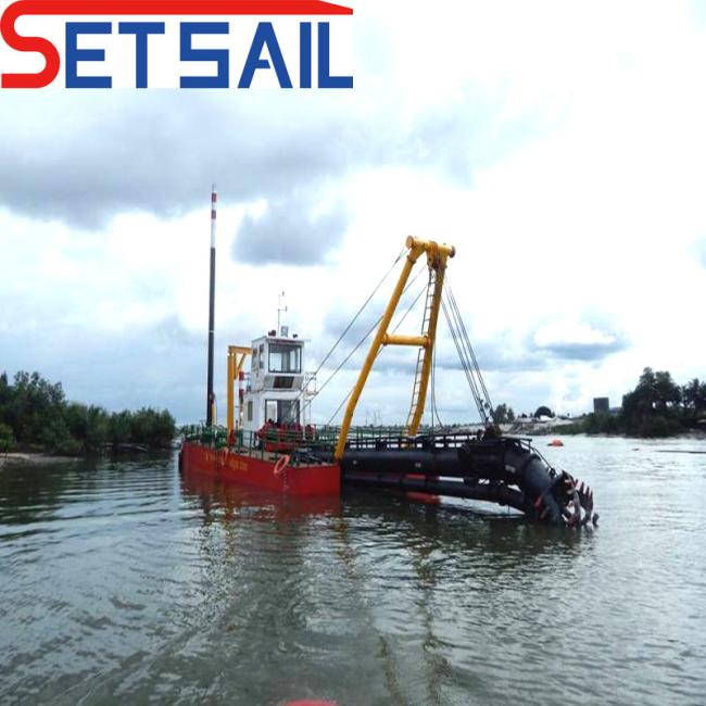Full Automatic Cutter Suction Reservoir Dredger with Trac System