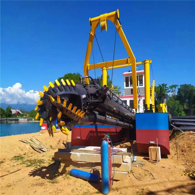 Hydraulic Control Spud Position Cutter Suction Dredger Used in River