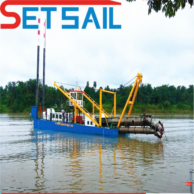 High Dredging Depth Cutter Suction Sand Dredger with Hydraulic Winch